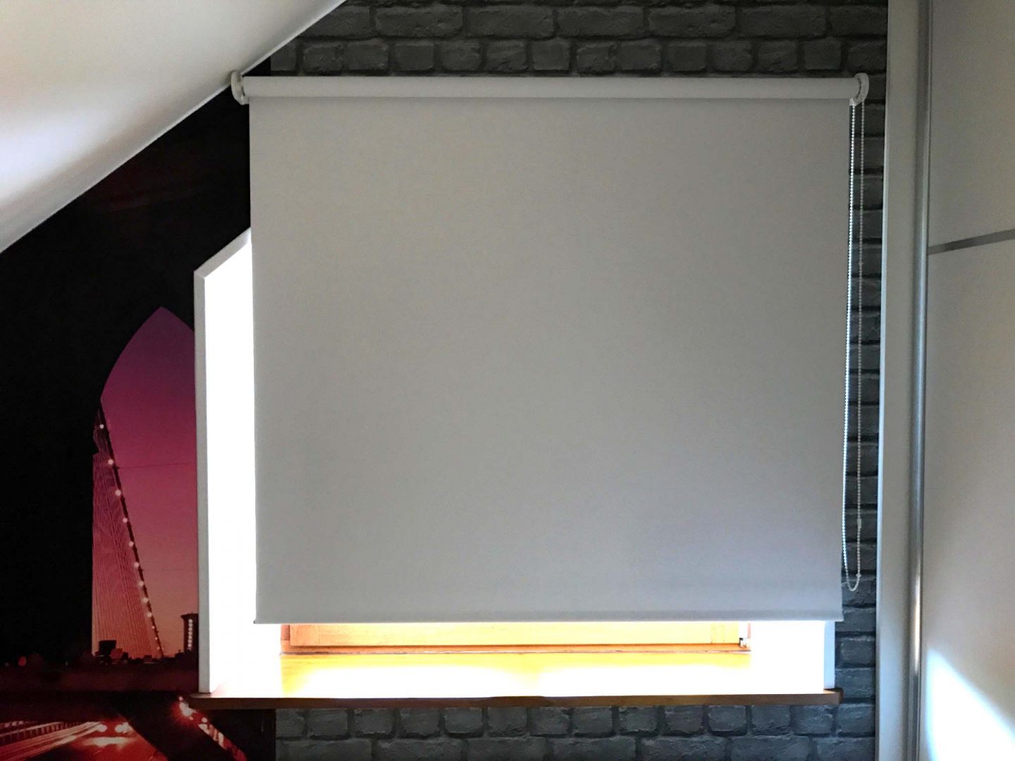 Store rouleau - Neon Judex | Fabricant d'enseignes et signalétiques